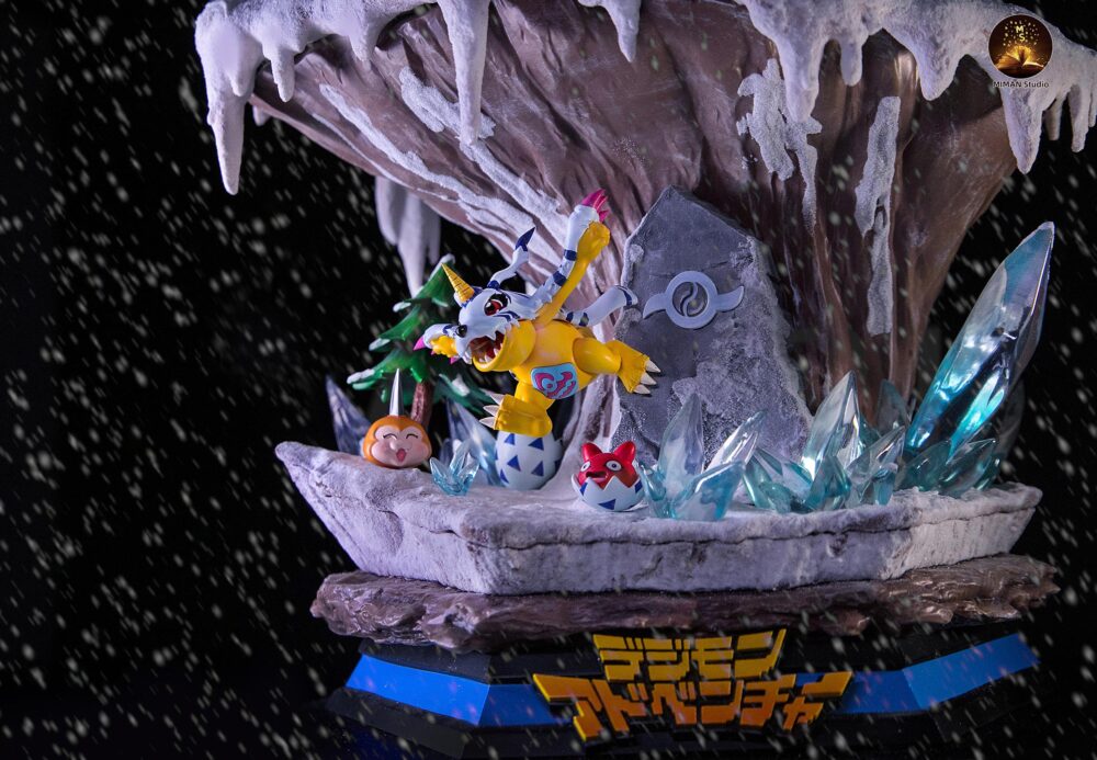 Evolution of Garurumon with LED - Digimon Resin Statue - MIMAN Studios [In Stock] - FIGURETOPIA